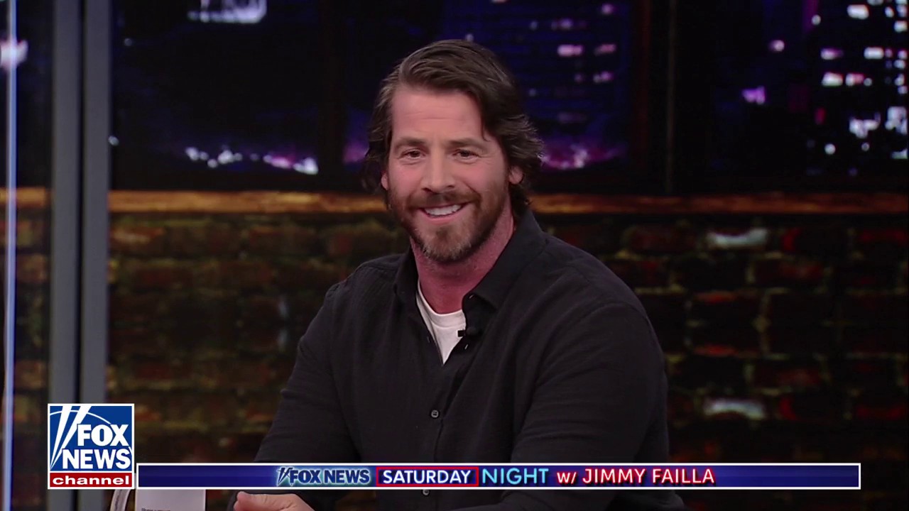 Mick Thomas & The ‘Fox News Saturday Night’ Panel Discuss Rosie O ...