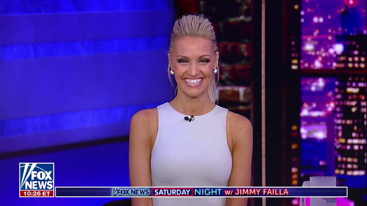 Carley Shimkus Stops By ‘Fox News Saturday Night’ To Discuss The ...